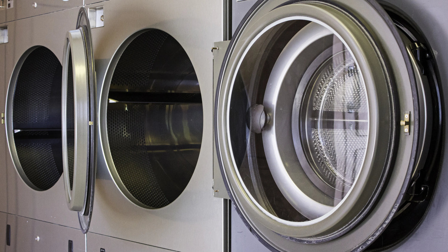 Is Washer-Dryer Combo Good? Pros, Cons, and Buying Tips